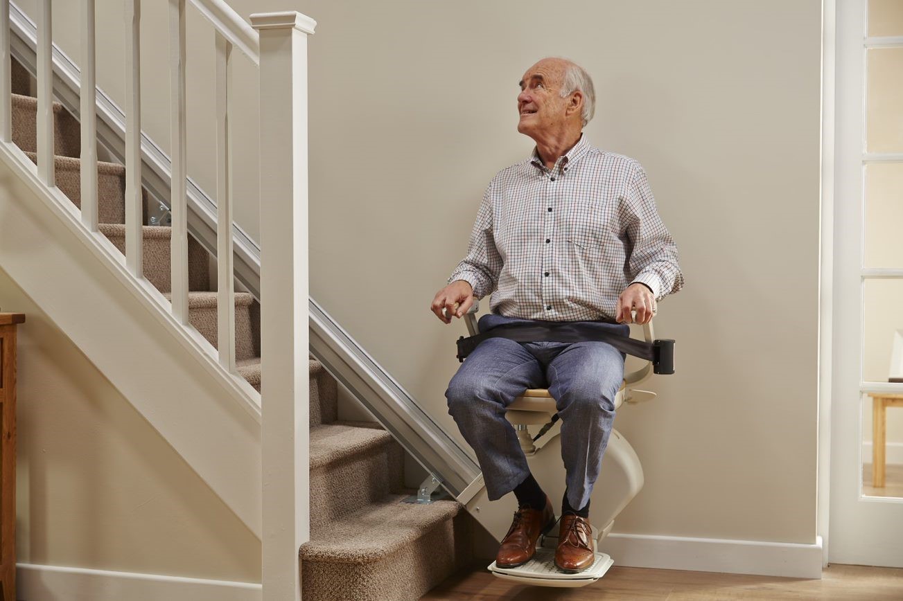 Acorn Stairlifts Review